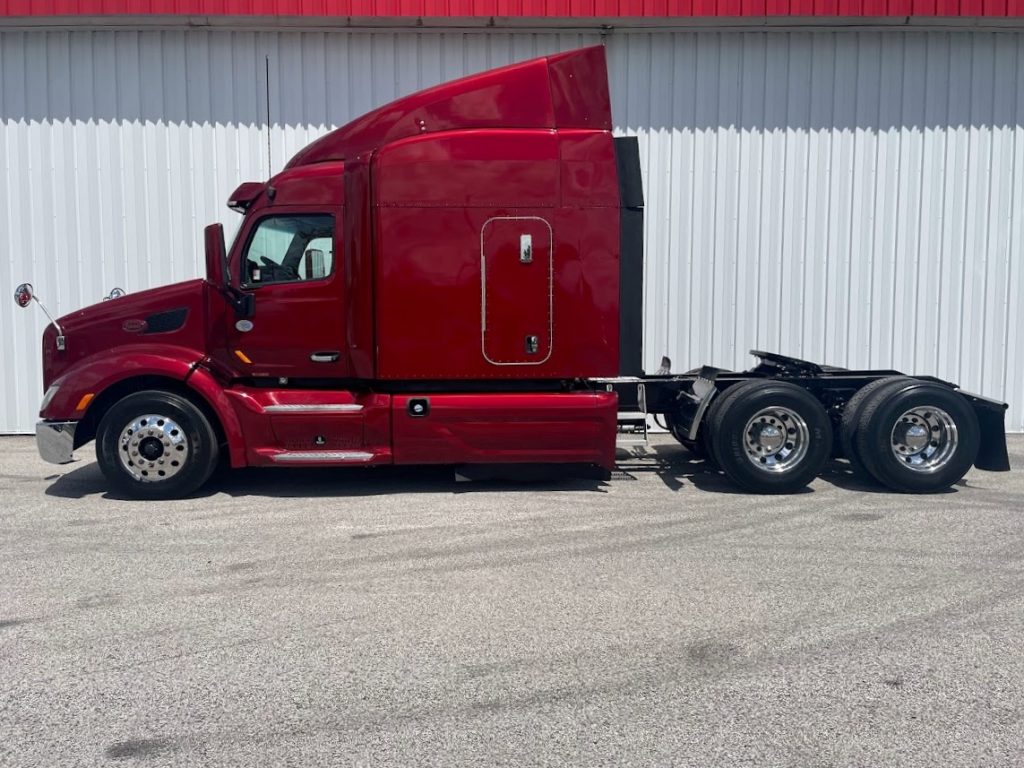2018 PETERBILT 579 - CIT Trucks