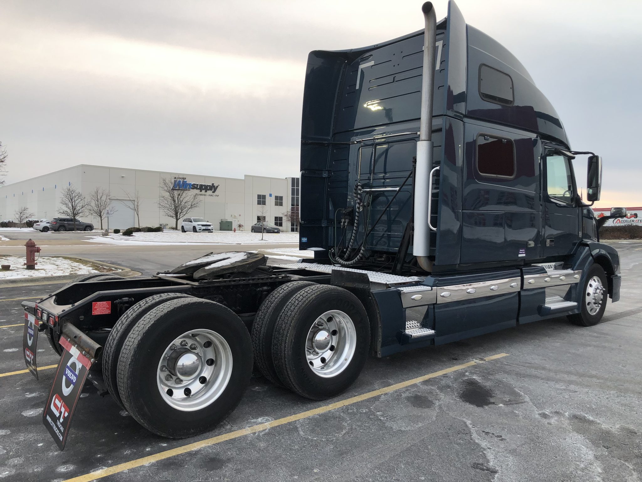 2017 VOLVO VNL780 - CIT Trucks