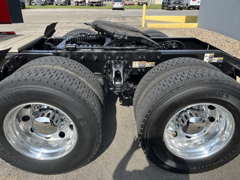 2019 PETERBILT 579 - CIT Trucks