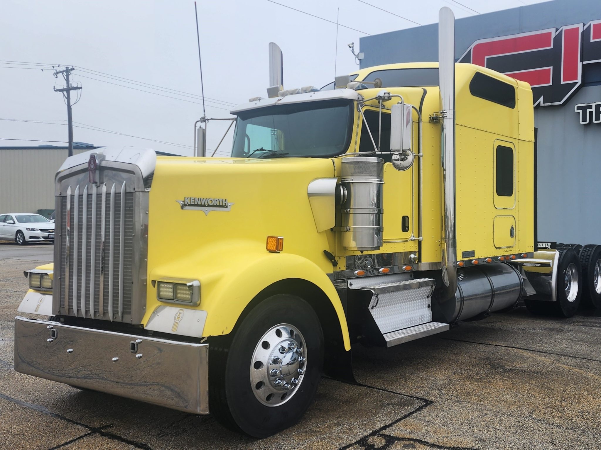 2006 KENWORTH W900L - CIT Trucks