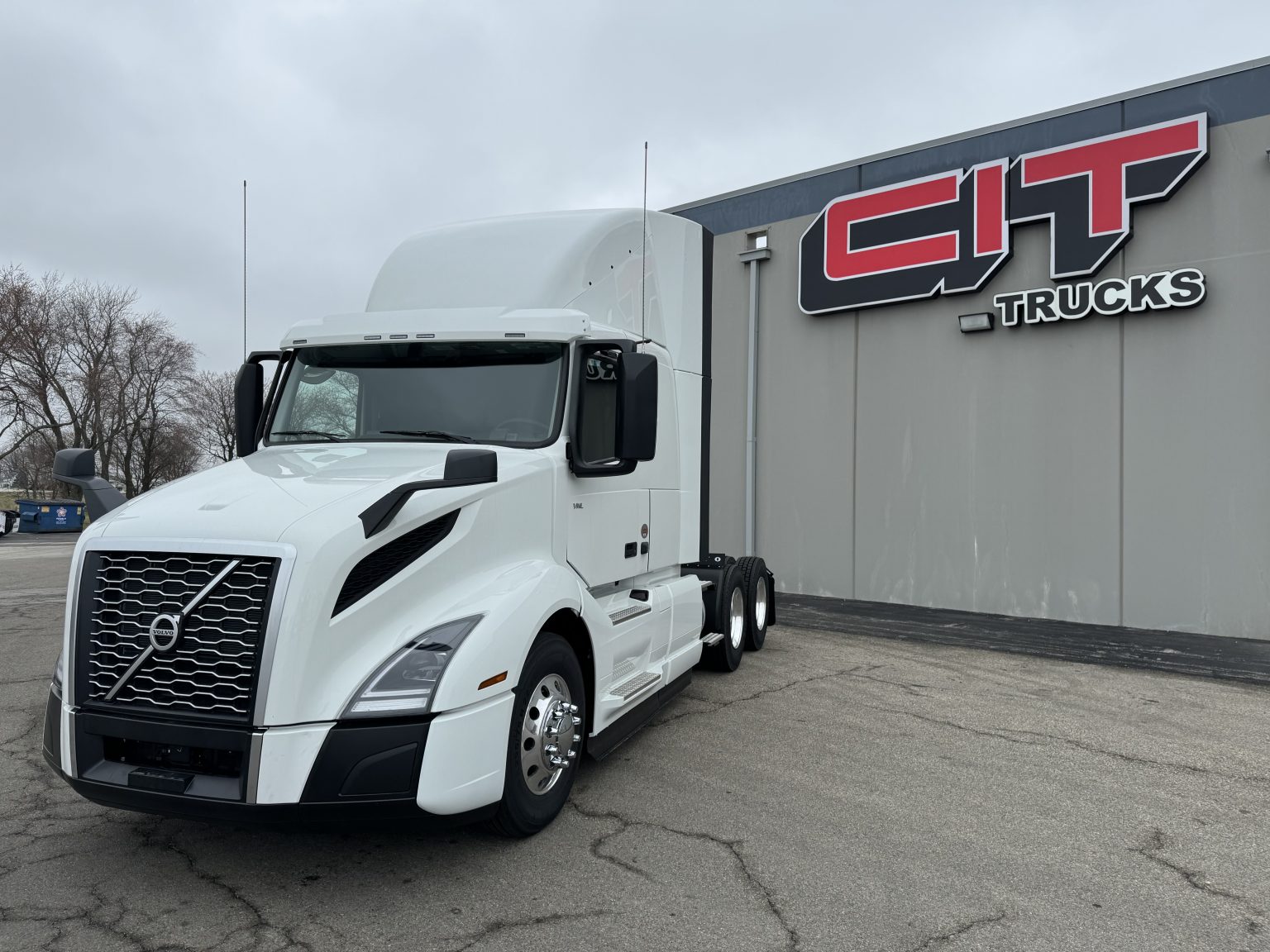2025 VOLVO VNL400 - CIT Trucks