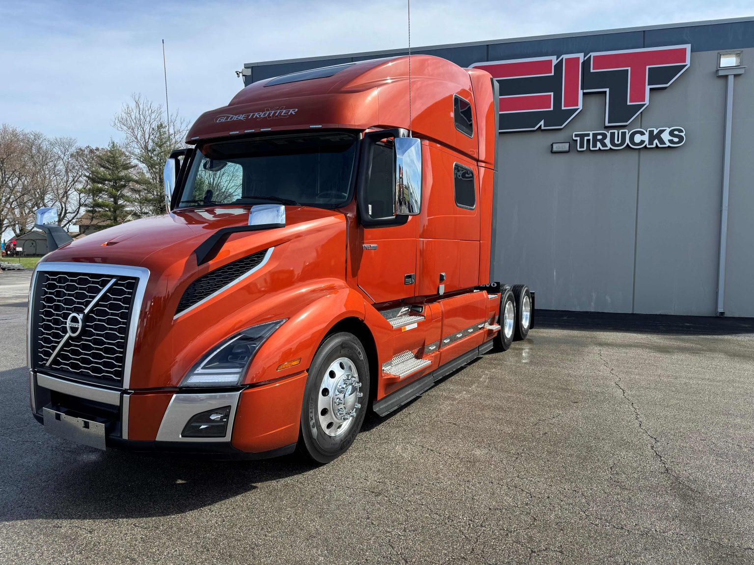 2024 VOLVO VNL860 - CIT Trucks