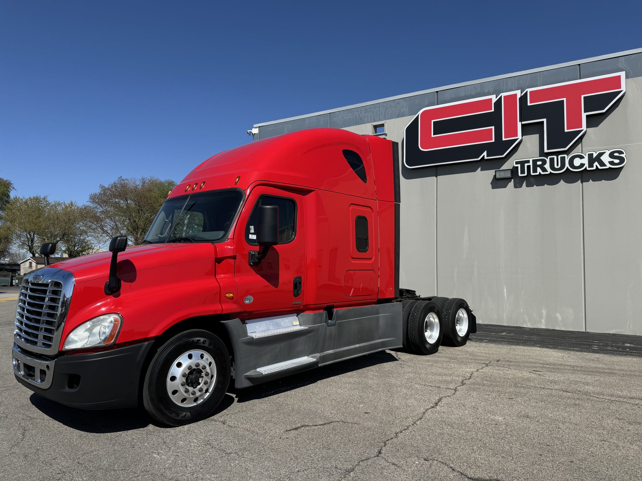 2018 FREIGHTLINER CASCADIA - CIT Trucks