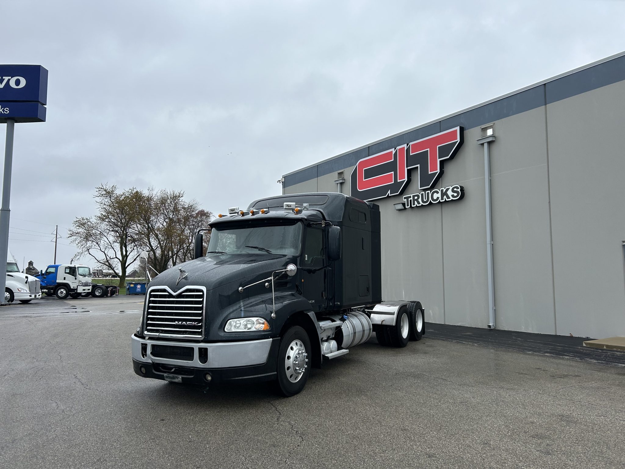 2013 MACK CXU - CIT Trucks