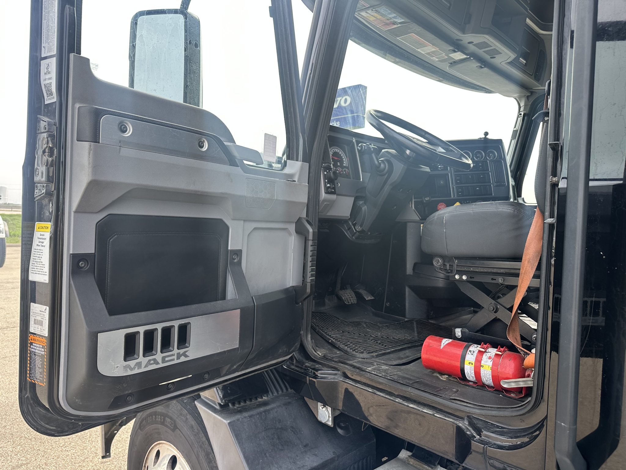 2020 MACK AN64T - CIT Trucks