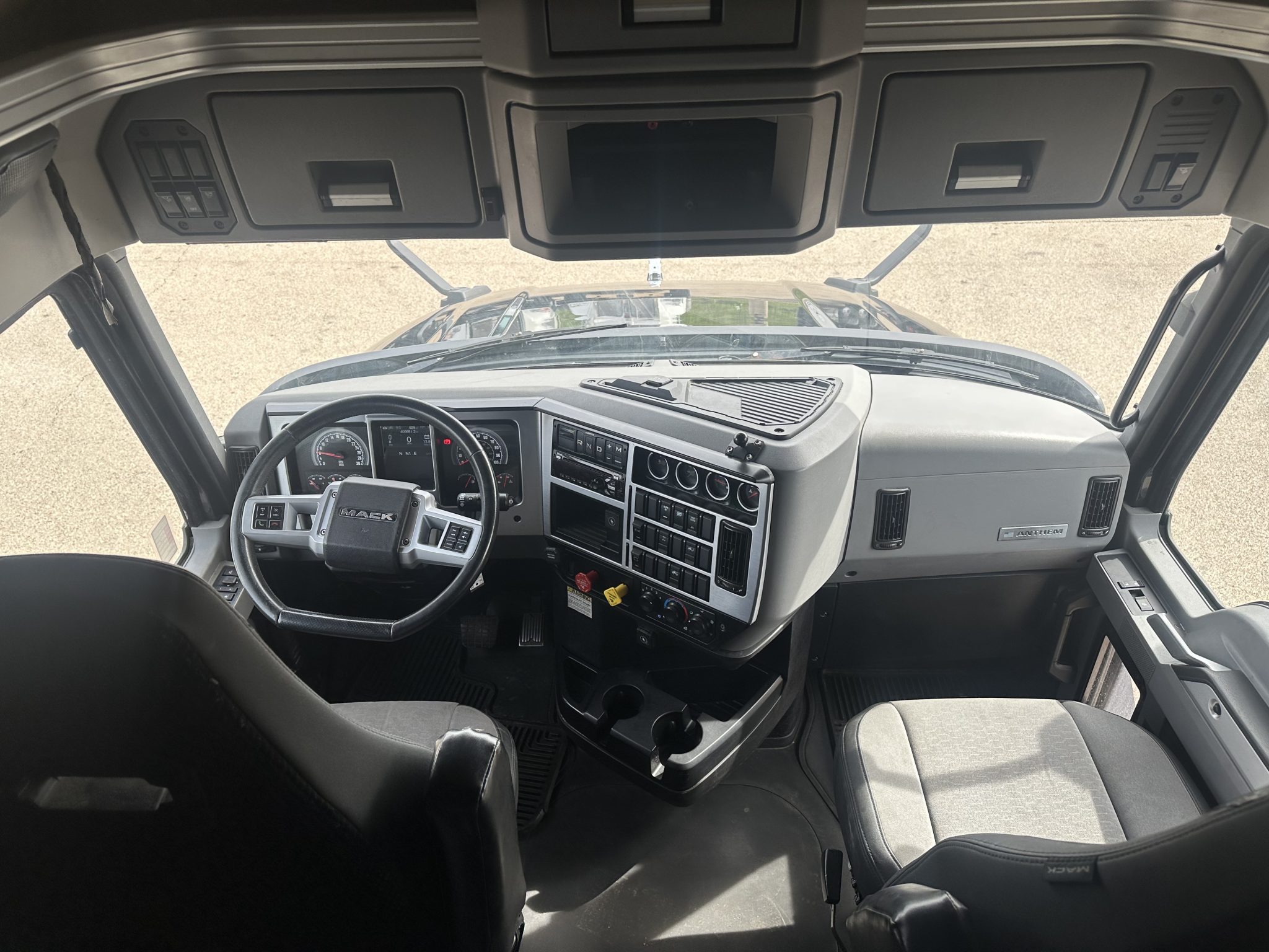 2020 MACK AN64T - CIT Trucks