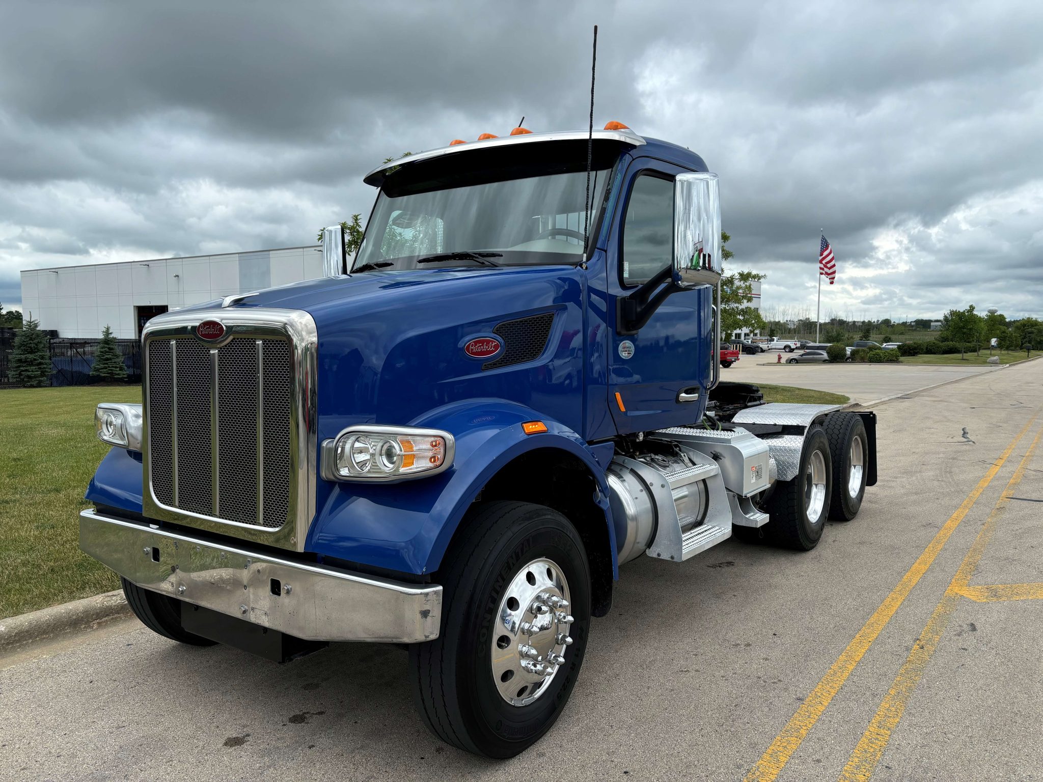2020 PETERBILT 567 - CIT Trucks