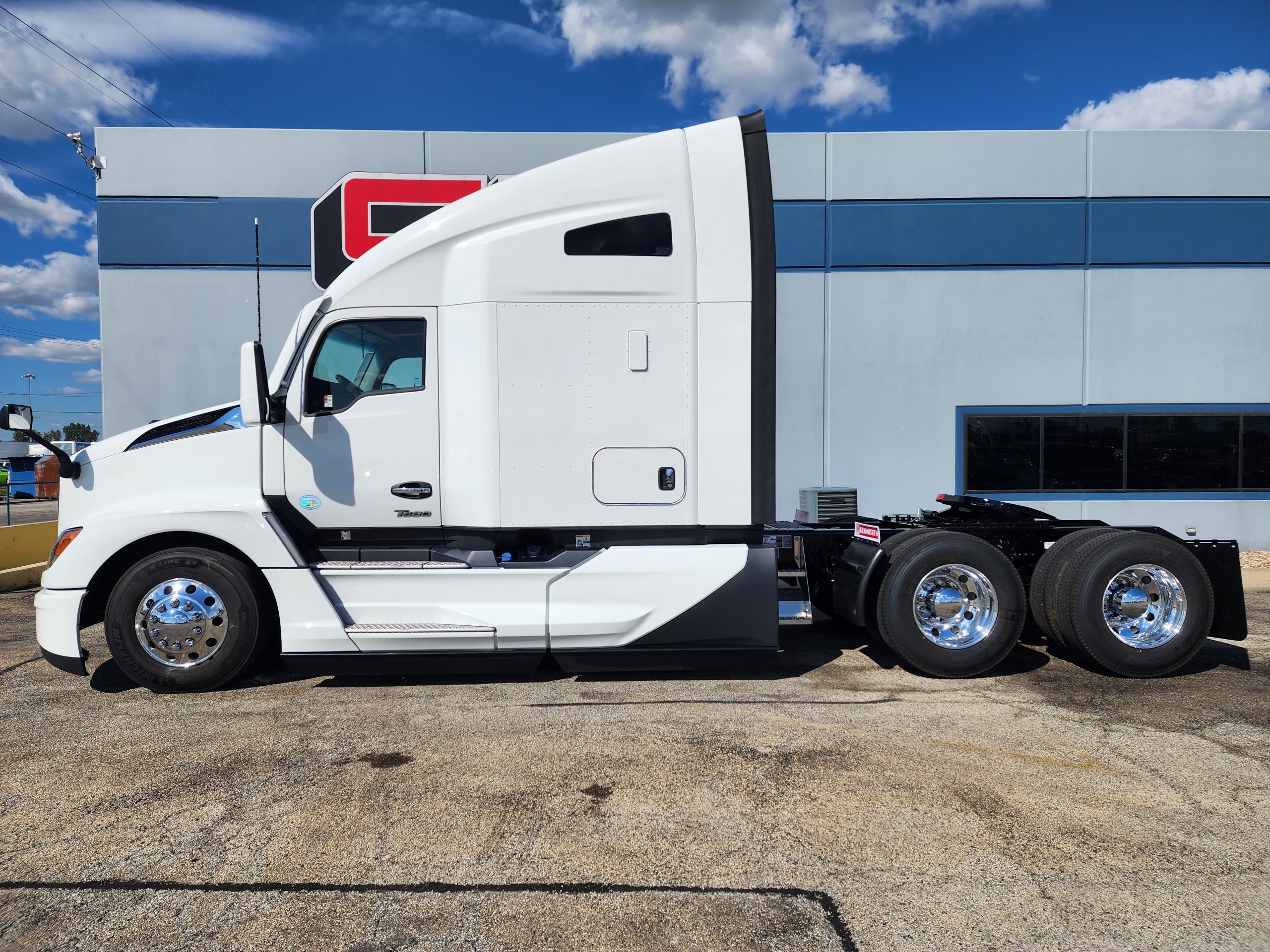 New Trucks - CIT Trucks